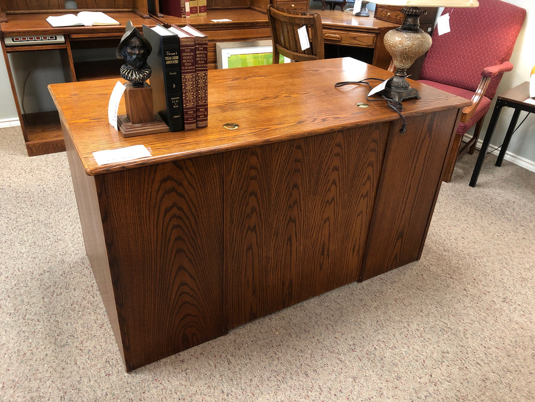 Desk – Consignment Gallery