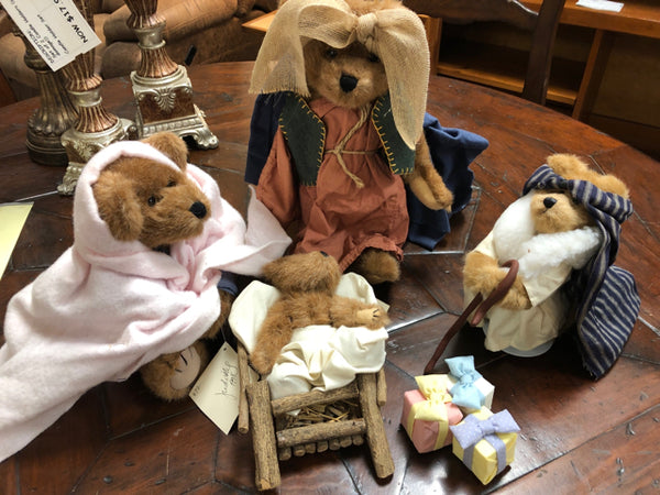 Judith G. Collection-Nativity Scene – Consignment Gallery